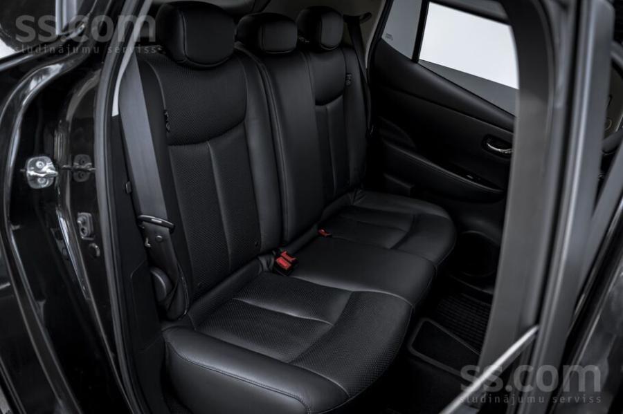 Black Nissan Leaf 2017 in Riga, with an engine capacity of 0.00 L and mileage of 161 thousand km for 4990 €, photo 15 on AUTOMOTO.COM.LV