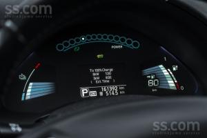 Black Nissan Leaf 2017 in Riga, with an engine capacity of 0.00 L and mileage of 161 thousand km for 4990 €, photo 18 on AUTOMOTO.COM.LV