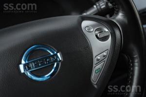 Black Nissan Leaf 2017 in Riga, with an engine capacity of 0.00 L and mileage of 161 thousand km for 4990 €, photo 22 on AUTOMOTO.COM.LV