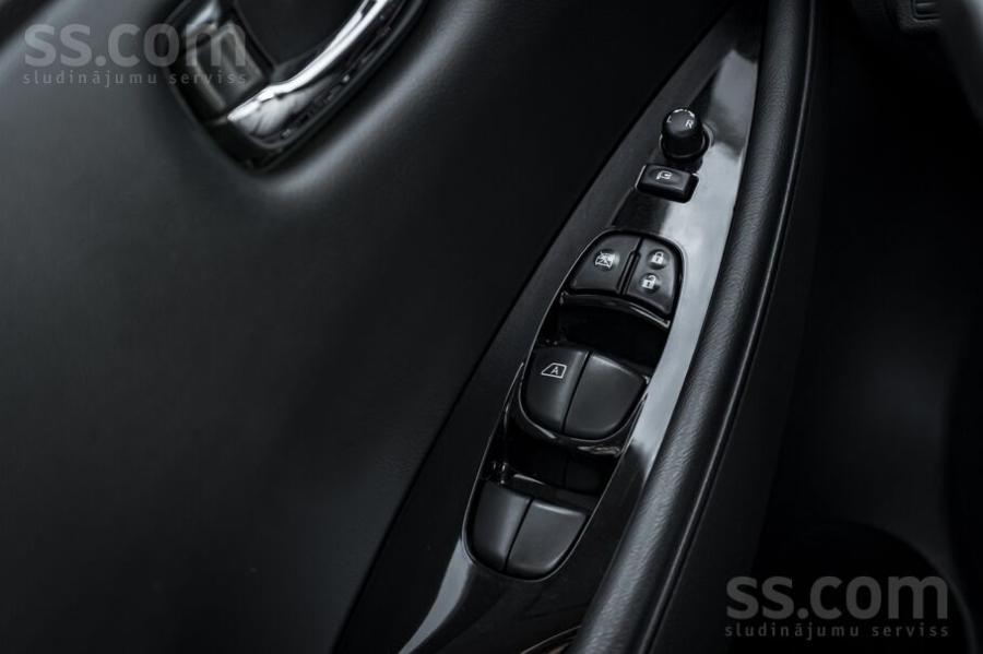 Black Nissan Leaf 2017 in Riga, with an engine capacity of 0.00 L and mileage of 161 thousand km for 4990 €, photo 28 on AUTOMOTO.COM.LV