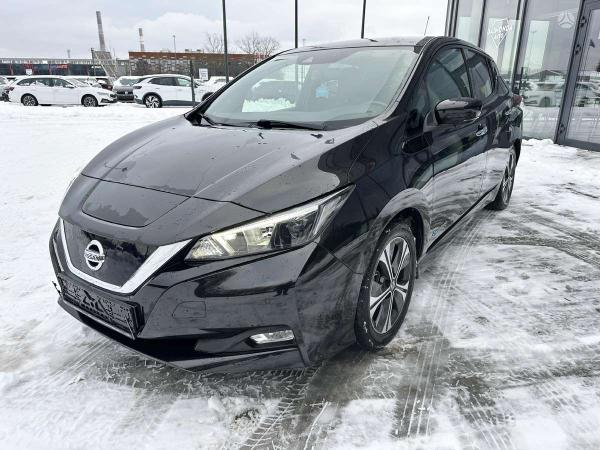 Melns Nissan Leaf 2018 Kauņa, ar dzinēja tilpumu 0.00 L un nobraukumu 160 tūkst. km par 9500 €, foto 1 vietnē AUTOMOTO.COM.LV