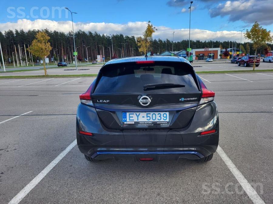 Melns Nissan Leaf 2018 Rīga, ar dzinēja tilpumu 0.00 L un nobraukumu 206 tūkst. km par 7900 €, foto 5 vietnē AUTOMOTO.COM.LV
