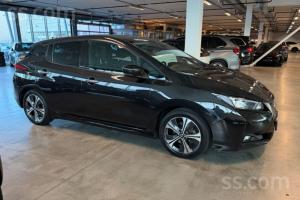 Black Nissan Leaf 2018 in Jelgava, with an engine capacity of 0.00 L and mileage of 181 thousand km for 8250 €, photo  on AUTOMOTO.COM.LV