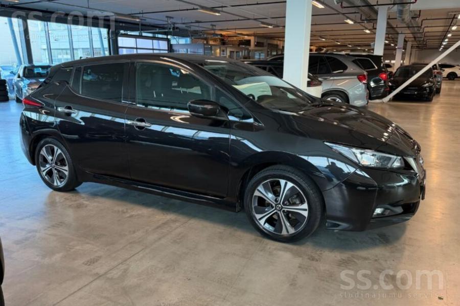Black Nissan Leaf 2018 in Jelgava, with an engine capacity of 0.00 L and mileage of 181 thousand km for 8250 €, photo 1 on AUTOMOTO.COM.LV