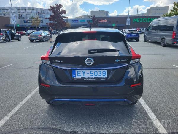 Black Nissan Leaf 2018 in Riga, with an engine capacity of 0.00 L and mileage of 207 thousand km for 7300 €, photo 2 on AUTOMOTO.COM.LV