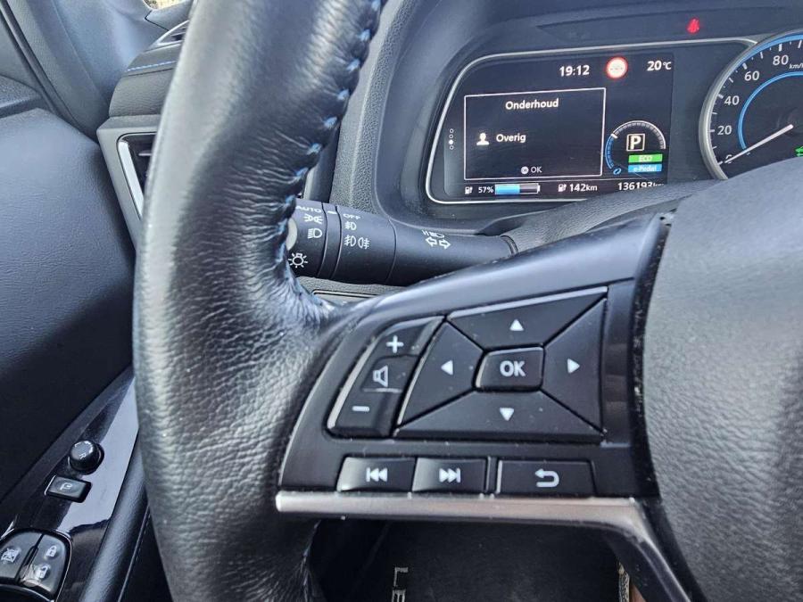 Melns Nissan Leaf 2018 Kauņa, ar dzinēja tilpumu 0.00 L un nobraukumu 130 tūkst. km par 8650 €, foto 12 vietnē AUTOMOTO.COM.LV