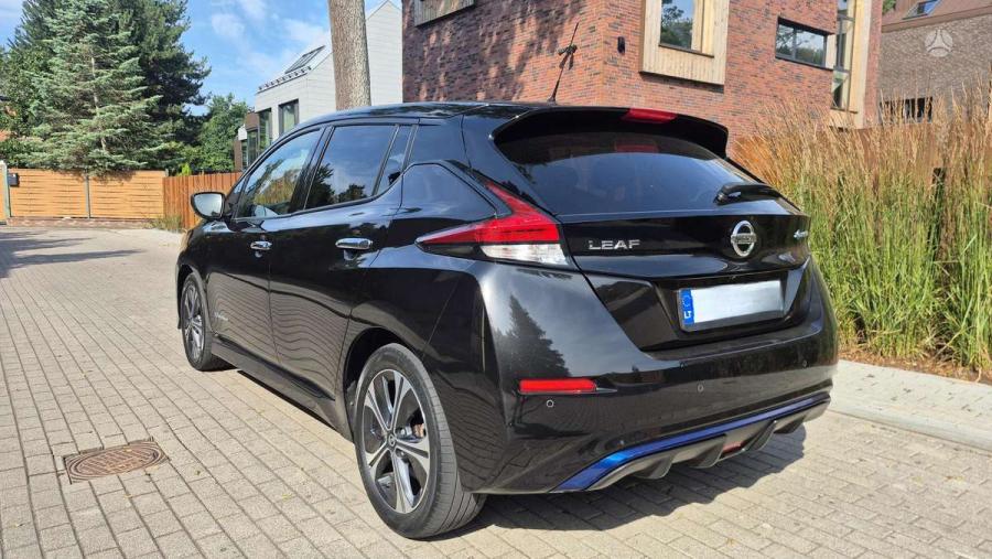 Melns Nissan Leaf 2018 Klaipėda, ar dzinēja tilpumu 0.00 L un nobraukumu 170 tūkst. km par 9999 €, foto 8 vietnē AUTOMOTO.COM.LV