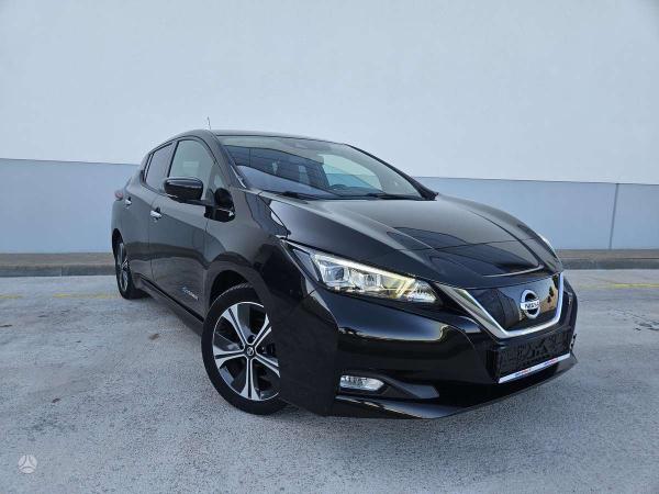 Black Nissan Leaf 2018 in Kaunas, with an engine capacity of 0.00 L and mileage of 130 thousand km for 8400 €, photo 1 on AUTOMOTO.COM.LV