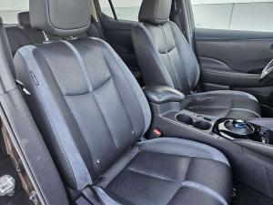 Black Nissan Leaf 2018 in Kaunas, with an engine capacity of 0.00 L and mileage of 130 thousand km for 8400 €, photo 11 on AUTOMOTO.COM.LV