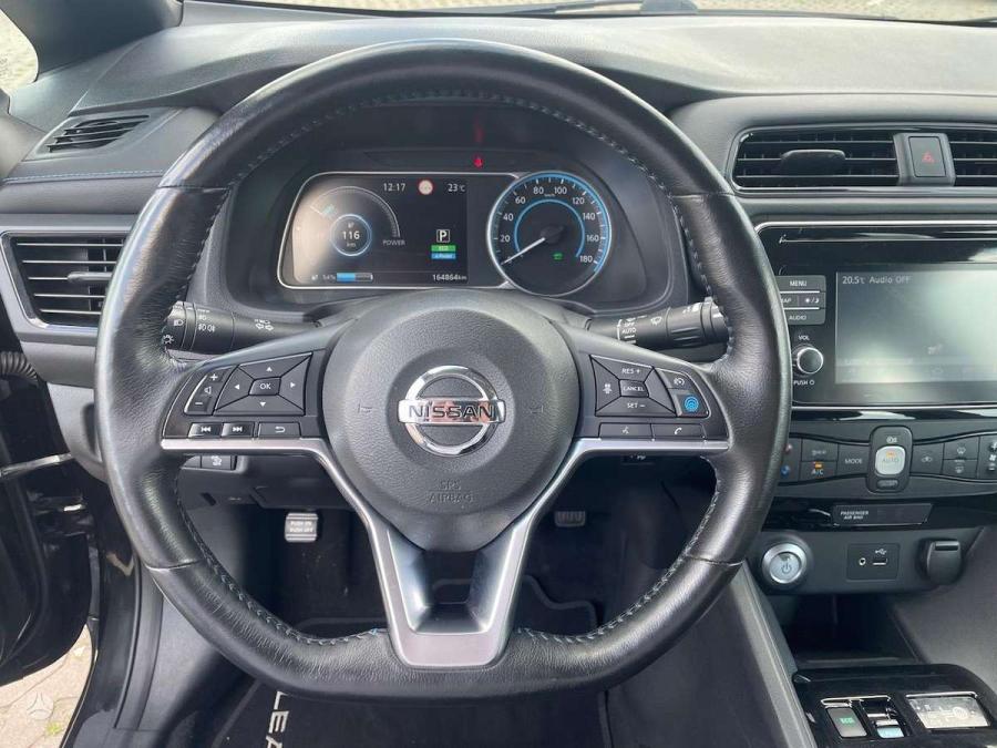 Melns Nissan Leaf 2018 Viļņa, ar dzinēja tilpumu 0.00 L un nobraukumu 160 tūkst. km par 9200 €, foto 12 vietnē AUTOMOTO.COM.LV