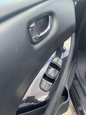 Melns Nissan Leaf 2018 Viļņa, ar dzinēja tilpumu 0.00 L un nobraukumu 160 tūkst. km par 9200 €, foto 14 vietnē AUTOMOTO.COM.LV