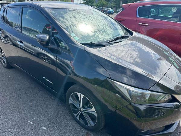 Melns Nissan Leaf 2018 Klaipėda, ar dzinēja tilpumu 0.00 L un nobraukumu 161 tūkst. km par 9200 €, foto 2 vietnē AUTOMOTO.COM.LV