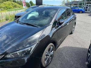 Black Nissan Leaf 2018 in Klaipeda, with an engine capacity of 0.00 L and mileage of 161 thousand km for 9200 €, photo 4 on AUTOMOTO.COM.LV