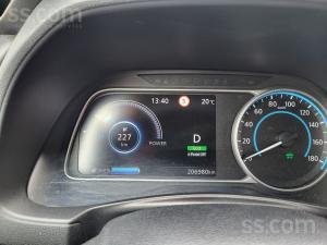 Black Nissan Leaf 2018 in Riga, with an engine capacity of 0.00 L and mileage of 208 thousand km for 6700 €, photo 6 on AUTOMOTO.COM.LV