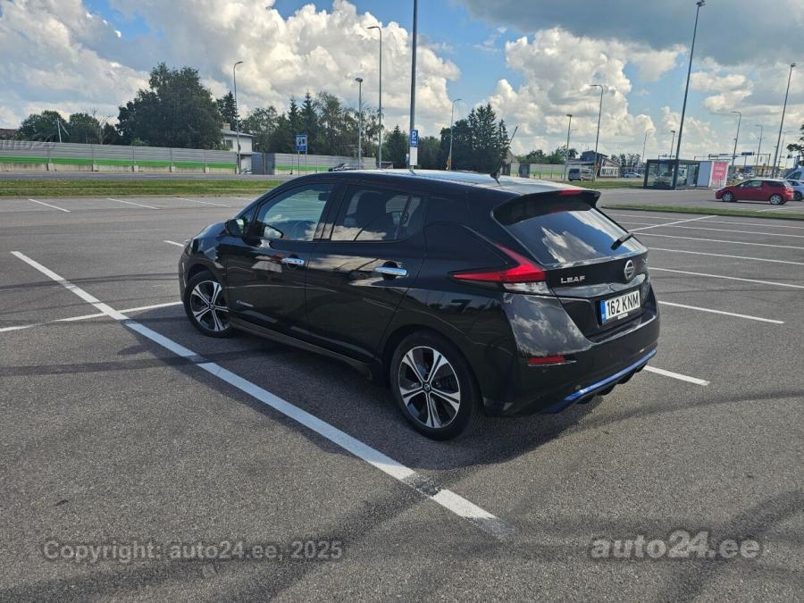 Melns Nissan Leaf 2019 Tallina, ar dzinēja tilpumu 0.00 L un nobraukumu 65 tūkst. km par 14500 €, foto 6 vietnē AUTOMOTO.COM.LV