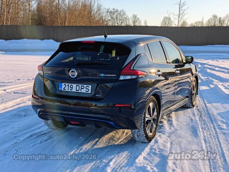 Black Nissan Leaf 2019 in Tartu, with an engine capacity of 0.00 L and mileage of 50 thousand km for 14500 €, photo 5 on AUTOMOTO.COM.LV
