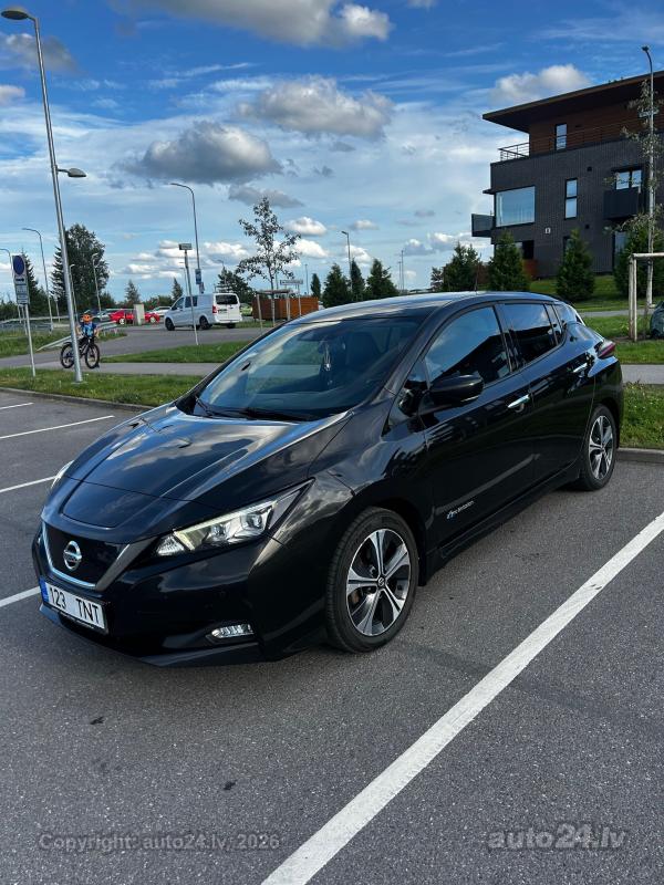 Melns Nissan Leaf 2019 Tallina, ar dzinēja tilpumu 0.00 L un nobraukumu 207 tūkst. km par 890 €, foto 2 vietnē AUTOMOTO.COM.LV