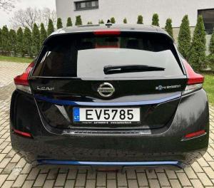 Black Nissan Leaf 2019 in Vilnius, with an engine capacity of 0.00 L and mileage of 81 thousand km for 12550 €, photo 7 on AUTOMOTO.COM.LV