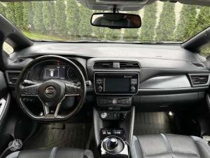 Black Nissan Leaf 2019 in Vilnius, with an engine capacity of 0.00 L and mileage of 81 thousand km for 12550 €, photo 9 on AUTOMOTO.COM.LV