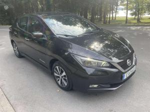 Black Nissan Leaf 2019 in Kaunas, with an engine capacity of 0.00 L and mileage of 68 thousand km for 10500 €, photo 4 on AUTOMOTO.COM.LV