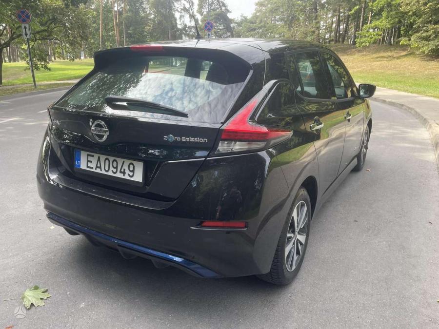Black Nissan Leaf 2019 in Kaunas, with an engine capacity of 0.00 L and mileage of 68 thousand km for 10500 €, photo 10 on AUTOMOTO.COM.LV