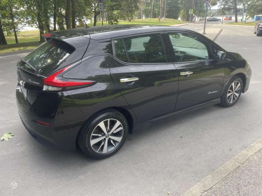 Black Nissan Leaf 2019 in Kaunas, with an engine capacity of 0.00 L and mileage of 68 thousand km for 10500 €, photo 11 on AUTOMOTO.COM.LV