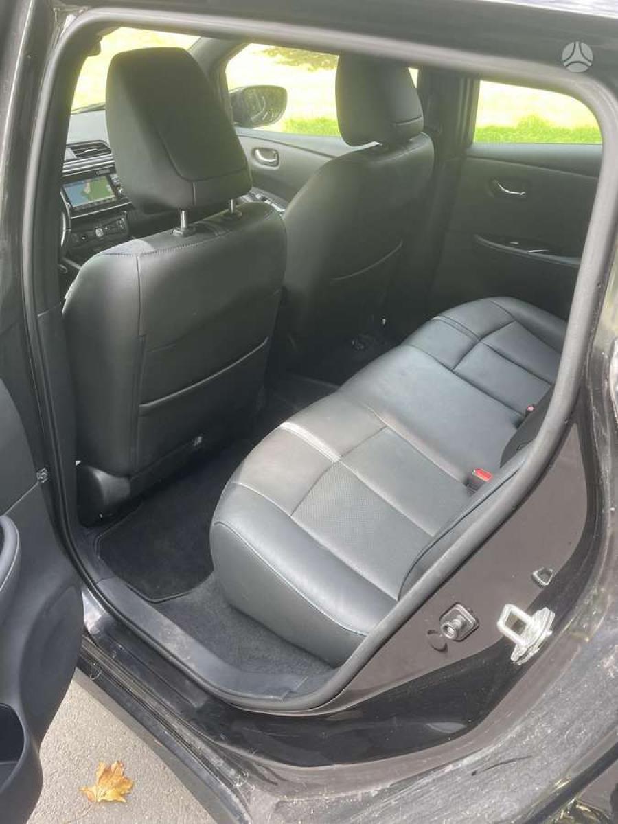 Black Nissan Leaf 2019 in Kaunas, with an engine capacity of 0.00 L and mileage of 68 thousand km for 10500 €, photo 15 on AUTOMOTO.COM.LV