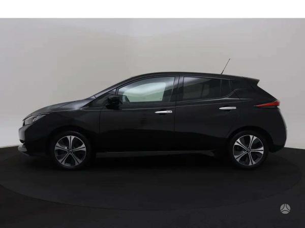 Melns Nissan Leaf 2020 Viļņa, ar dzinēja tilpumu 0.00 L un nobraukumu 102 tūkst. km par 12700 €, foto 6 vietnē AUTOMOTO.COM.LV