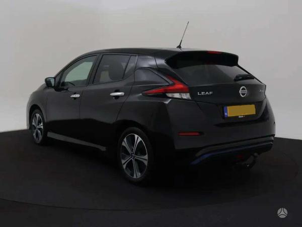 Melns Nissan Leaf 2020 Viļņa, ar dzinēja tilpumu 0.00 L un nobraukumu 102 tūkst. km par 12700 €, foto 9 vietnē AUTOMOTO.COM.LV