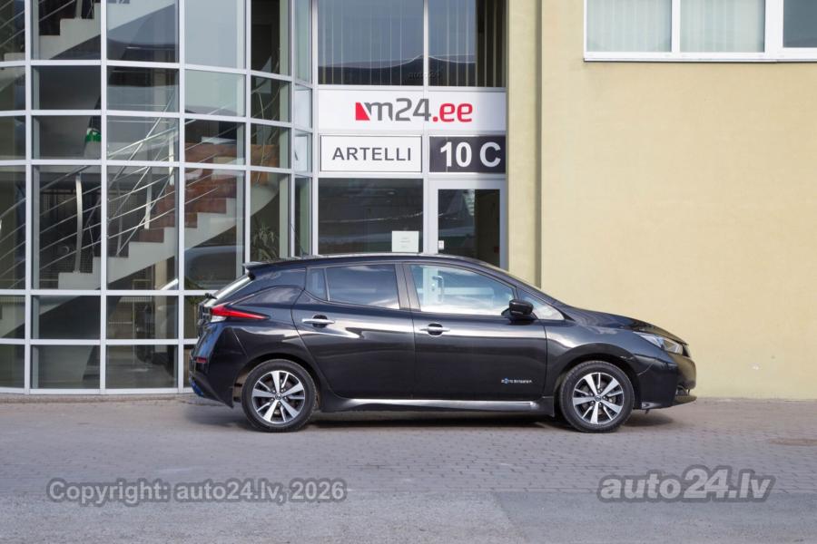 Melns Nissan Leaf 2020 Tallina, ar dzinēja tilpumu 0.00 L un nobraukumu 256 tūkst. km par 7990 €, foto 4 vietnē AUTOMOTO.COM.LV