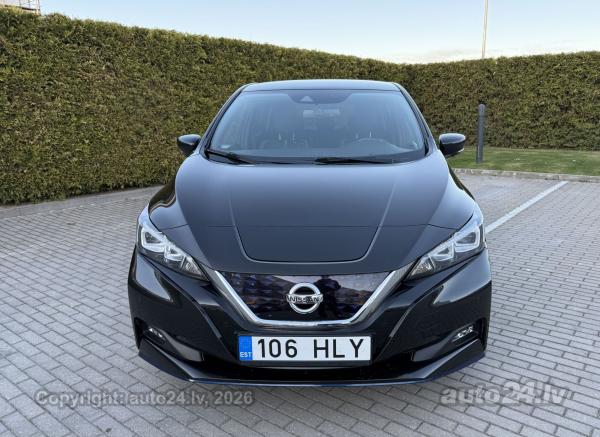 Melns Nissan Leaf 2020 Tartu, ar dzinēja tilpumu 0.00 L un nobraukumu 80 tūkst. km par 18900 €, foto 3 vietnē AUTOMOTO.COM.LV