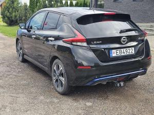 Black Nissan Leaf 2020 in Vilnius, with an engine capacity of 0.00 L and mileage of 140 thousand km for 13500 €, photo 5 on AUTOMOTO.COM.LV