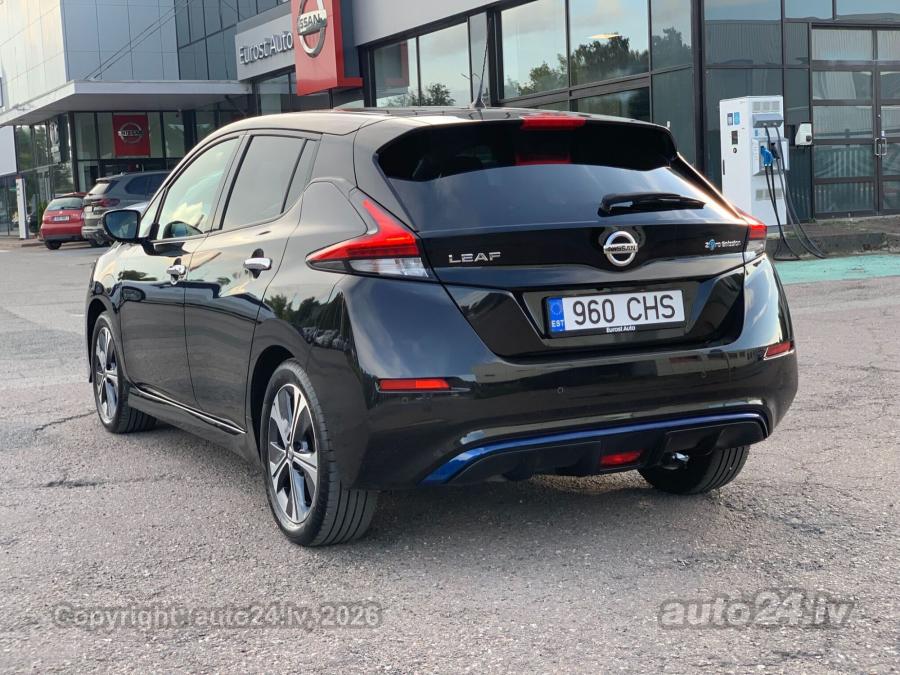 Black Nissan Leaf 2020 in Tallinn, with an engine capacity of 0.00 L and mileage of 27 thousand km for 15500 €, photo 5 on AUTOMOTO.COM.LV