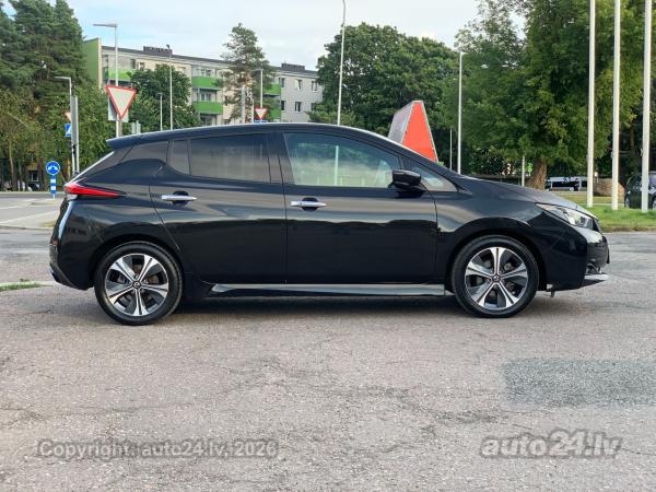 Melns Nissan Leaf 2020 Tallina, ar dzinēja tilpumu 0.00 L un nobraukumu 27 tūkst. km par 15500 €, foto 6 vietnē AUTOMOTO.COM.LV