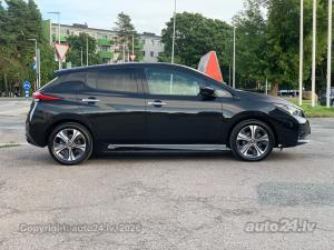 Black Nissan Leaf 2020 in Tallinn, with an engine capacity of 0.00 L and mileage of 27 thousand km for 15500 €, photo 7 on AUTOMOTO.COM.LV
