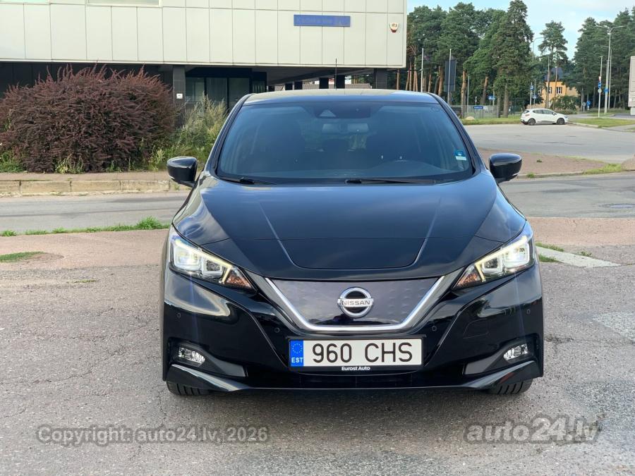 Black Nissan Leaf 2020 in Tallinn, with an engine capacity of 0.00 L and mileage of 27 thousand km for 15500 €, photo 8 on AUTOMOTO.COM.LV