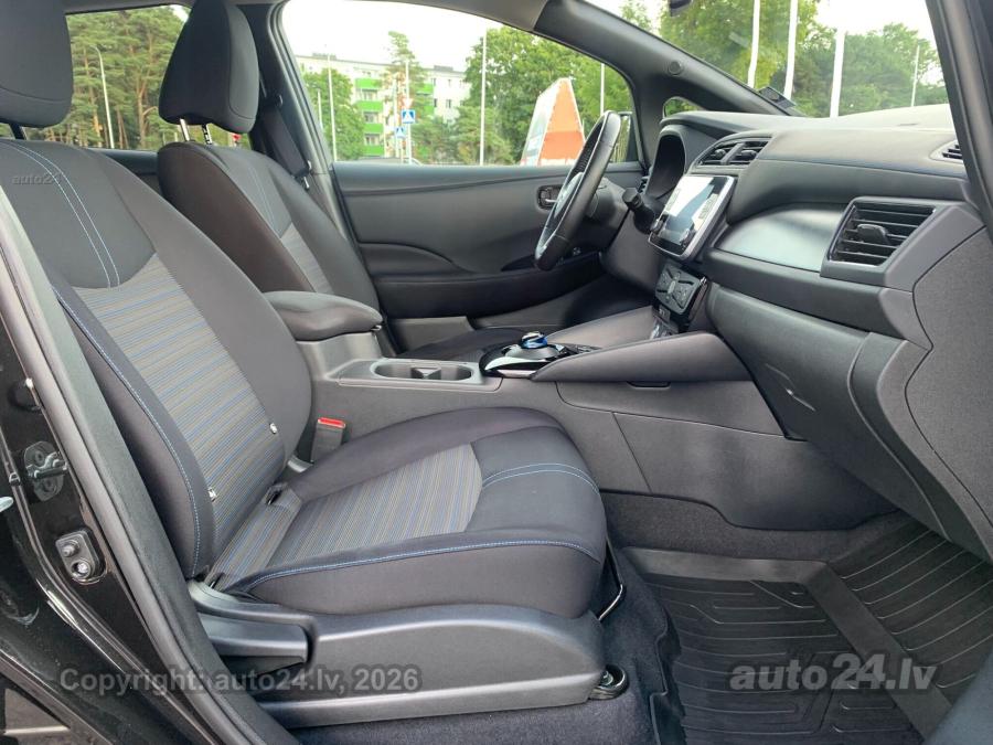 Black Nissan Leaf 2020 in Tallinn, with an engine capacity of 0.00 L and mileage of 27 thousand km for 15500 €, photo 14 on AUTOMOTO.COM.LV