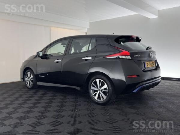 Melns Nissan Leaf 2020 Rīga, ar dzinēja tilpumu 0.00 L un nobraukumu 51 tūkst. km par 15490 €, foto 5 vietnē AUTOMOTO.COM.LV