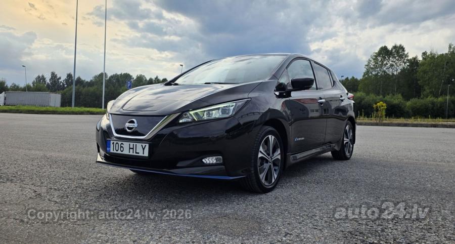 Black Nissan Leaf 2020 in Valga, with an engine capacity of 0.00 L and mileage of 84 thousand km for 16990 €, photo 4 on AUTOMOTO.COM.LV
