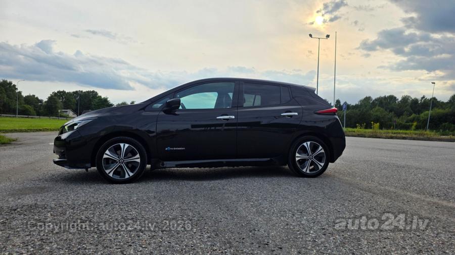 Black Nissan Leaf 2020 in Valga, with an engine capacity of 0.00 L and mileage of 84 thousand km for 16990 €, photo 10 on AUTOMOTO.COM.LV