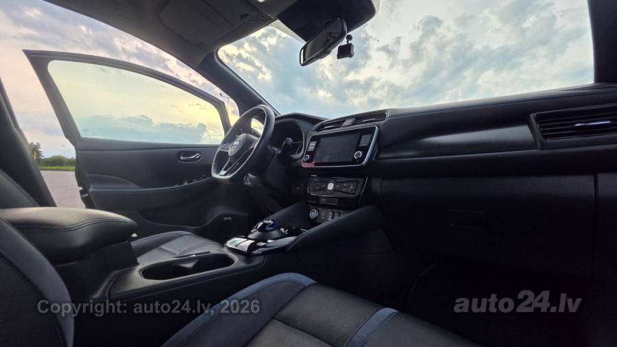 Black Nissan Leaf 2020 in Valga, with an engine capacity of 0.00 L and mileage of 84 thousand km for 16990 €, photo 20 on AUTOMOTO.COM.LV