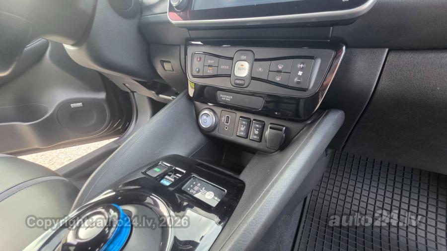 Black Nissan Leaf 2020 in Valga, with an engine capacity of 0.00 L and mileage of 84 thousand km for 16990 €, photo 23 on AUTOMOTO.COM.LV