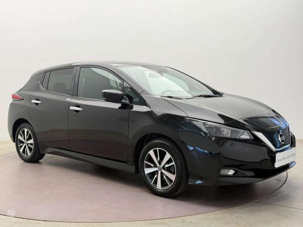Melns Nissan Leaf 2020 Panevēža, ar dzinēja tilpumu 0.00 L un nobraukumu 62 tūkst. km par 11990 €, foto 3 vietnē AUTOMOTO.COM.LV