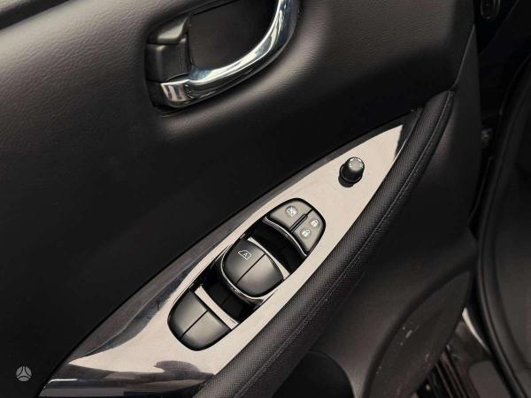 Melns Nissan Leaf 2020 Panevēža, ar dzinēja tilpumu 0.00 L un nobraukumu 62 tūkst. km par 11990 €, foto 10 vietnē AUTOMOTO.COM.LV