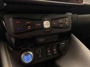 Melns Nissan Leaf 2020 Panevēža, ar dzinēja tilpumu 0.00 L un nobraukumu 62 tūkst. km par 11990 €, foto 28 vietnē AUTOMOTO.COM.LV