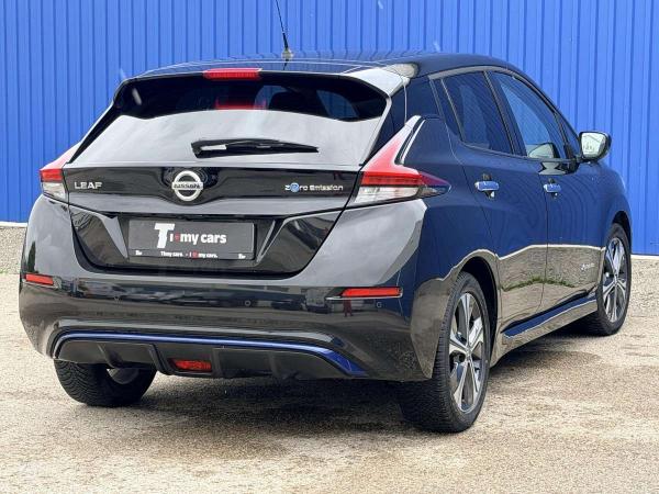Melns Nissan Leaf 2020 Kauņa, ar dzinēja tilpumu 0.00 L un nobraukumu 88 tūkst. km par 14500 €, foto 3 vietnē AUTOMOTO.COM.LV