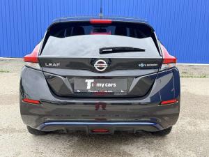 Black Nissan Leaf 2020 in Kaunas, with an engine capacity of 0.00 L and mileage of 88 thousand km for 14500 €, photo 5 on AUTOMOTO.COM.LV