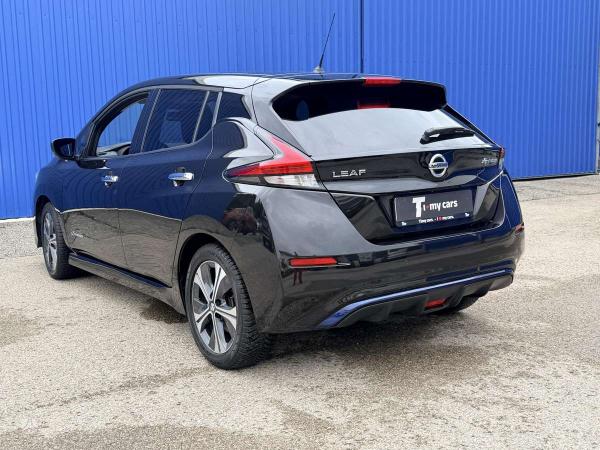 Melns Nissan Leaf 2020 Kauņa, ar dzinēja tilpumu 0.00 L un nobraukumu 88 tūkst. km par 14500 €, foto 7 vietnē AUTOMOTO.COM.LV