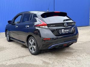 Black Nissan Leaf 2020 in Kaunas, with an engine capacity of 0.00 L and mileage of 88 thousand km for 14500 €, photo 7 on AUTOMOTO.COM.LV