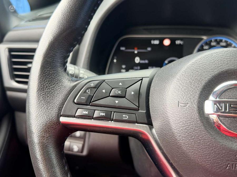 Black Nissan Leaf 2020 in Kaunas, with an engine capacity of 0.00 L and mileage of 88 thousand km for 14500 €, photo 15 on AUTOMOTO.COM.LV